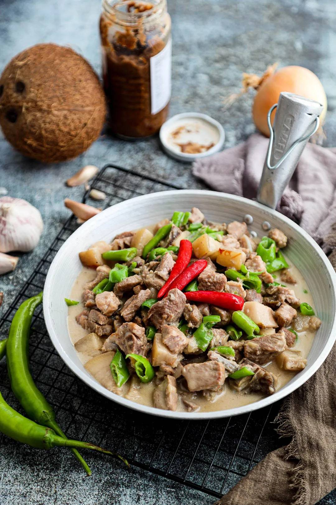 Dine at Winnipeg's Top 15 Filipino Restaurants [2025]