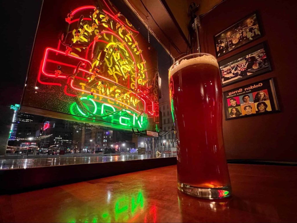 Winnipeg's Top 13 Pubs You Can't Miss [2025 ]