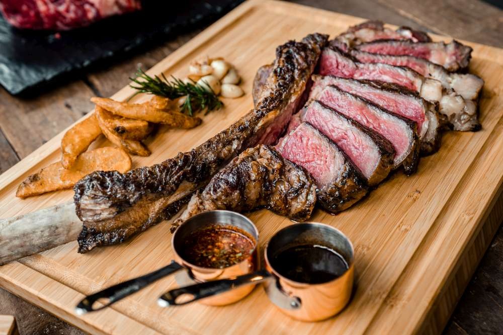 Winnipeg: 15 Best Restaurants for Large Groups [2026 ]